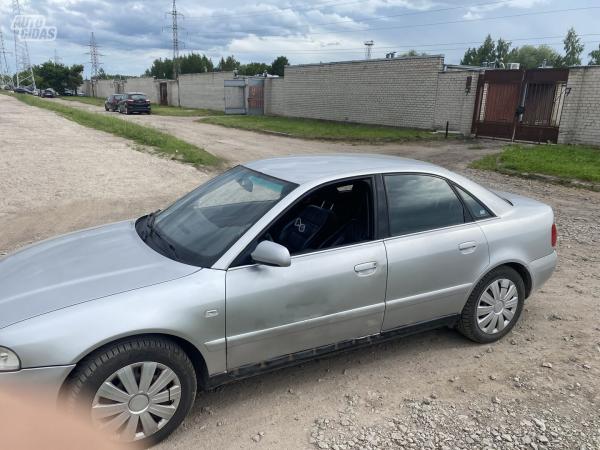 Grey Audi A4 1999 in Kaunas, with an engine capacity of 2.50 L and mileage of 515 thousand km for 350 €, photo 2 on AUTOMOTO.COM.LV