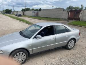 Pelēks Audi A4 1999 Kauņa, ar dzinēja tilpumu 2.50 L un nobraukumu 515 tūkst. km par 350 €, foto 3 vietnē AUTOMOTO.COM.LV