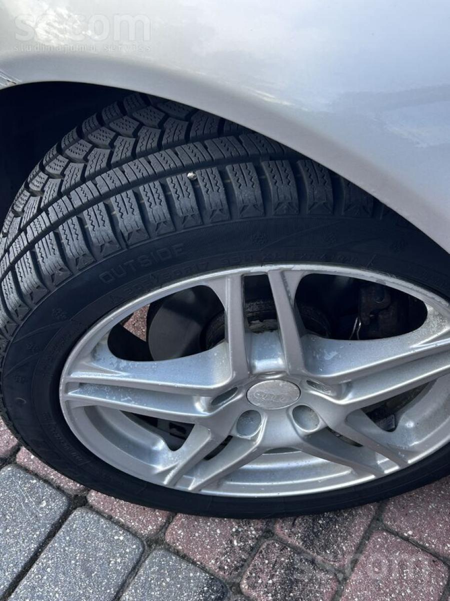 Pelēks Audi A4 1999 Ventspils, ar dzinēja tilpumu 1.80 L un nobraukumu 357 tūkst. km par 1690 €, foto 6 vietnē AUTOMOTO.COM.LV