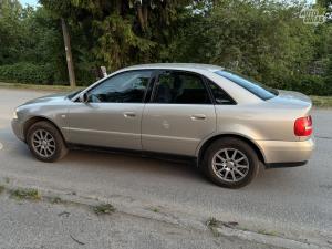 Pelēks Audi A4 1999 Joniškis, ar dzinēja tilpumu 1.80 L un nobraukumu 256 tūkst. km par 900 €, foto 8 vietnē AUTOMOTO.COM.LV