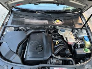 Pelēks Audi A4 1999 Joniškis, ar dzinēja tilpumu 1.80 L un nobraukumu 256 tūkst. km par 900 €, foto 11 vietnē AUTOMOTO.COM.LV