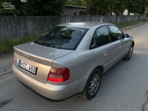 Pelēks Audi A4 1999 Joniškis, ar dzinēja tilpumu 1.80 L un nobraukumu 256 tūkst. km par 900 €, foto 17 vietnē AUTOMOTO.COM.LV
