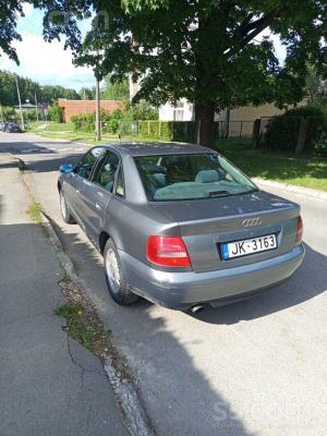 Pelēks Audi A4 1999 Rīga, ar dzinēja tilpumu 1.60 L un nobraukumu 242 tūkst. km par 850 €, foto 7 vietnē AUTOMOTO.COM.LV