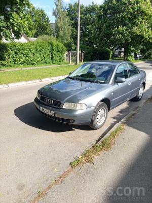 Pelēks Audi A4 1999 Rīga, ar dzinēja tilpumu 1.60 L un nobraukumu 242 tūkst. km par 850 €, foto 8 vietnē AUTOMOTO.COM.LV