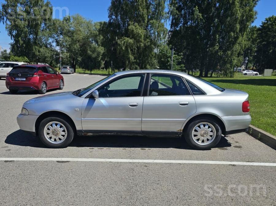 Grey Audi A4 1999 in Riga, with an engine capacity of 1.90 L and mileage of 316 thousand km for 1200 €, photo 4 on AUTOMOTO.COM.LV