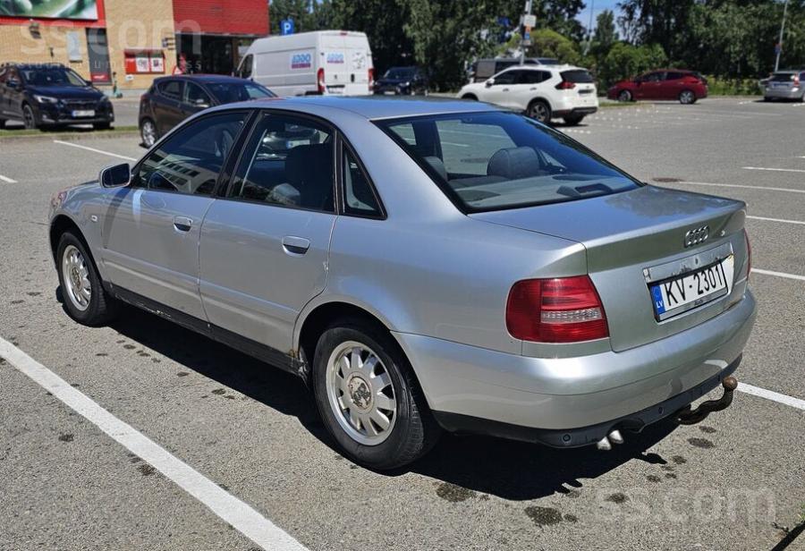 Grey Audi A4 1999 in Riga, with an engine capacity of 1.90 L and mileage of 316 thousand km for 1200 €, photo 5 on AUTOMOTO.COM.LV