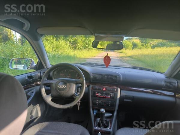 Grey Audi A4 1999 in Talsi, with an engine capacity of 1.90 L and mileage of 395 thousand km for 1000 €, photo 4 on AUTOMOTO.COM.LV