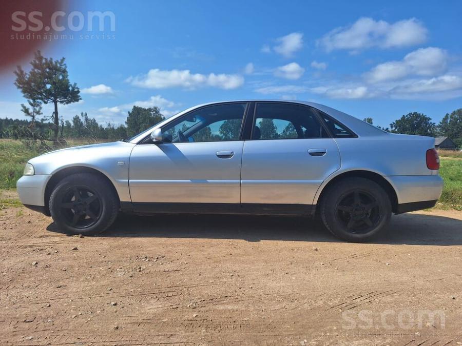 Grey Audi A4 1999 in Riga, with an engine capacity of 1.80 L and mileage of 259 thousand km for 1200 €, photo 3 on AUTOMOTO.COM.LV