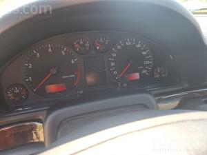 Grey Audi A4 1999 in Riga, with an engine capacity of 1.80 L and mileage of 259 thousand km for 1200 €, photo 8 on AUTOMOTO.COM.LV