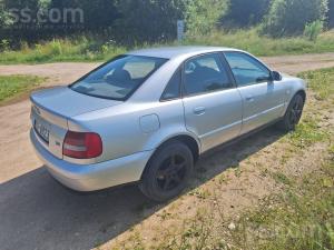 Grey Audi A4 1999 in Riga, with an engine capacity of 1.80 L and mileage of 259 thousand km for 1200 €, photo 9 on AUTOMOTO.COM.LV