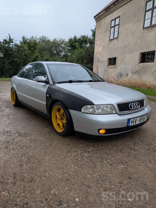 Pelēks Audi A4 1999 Tukums, ar dzinēja tilpumu 1.90 L un nobraukumu 0 tūkst. km par 1500 €, foto 2 vietnē AUTOMOTO.COM.LV