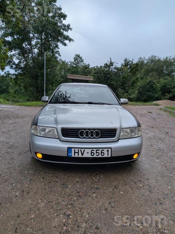 Pelēks Audi A4 1999 Tukums, ar dzinēja tilpumu 1.90 L un nobraukumu 0 tūkst. km par 1500 €, foto 3 vietnē AUTOMOTO.COM.LV
