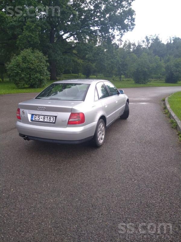 Grey Audi A4 1999 in Saldus, with an engine capacity of 2.40 L and mileage of 147 thousand km for 3500 €, photo 8 on AUTOMOTO.COM.LV