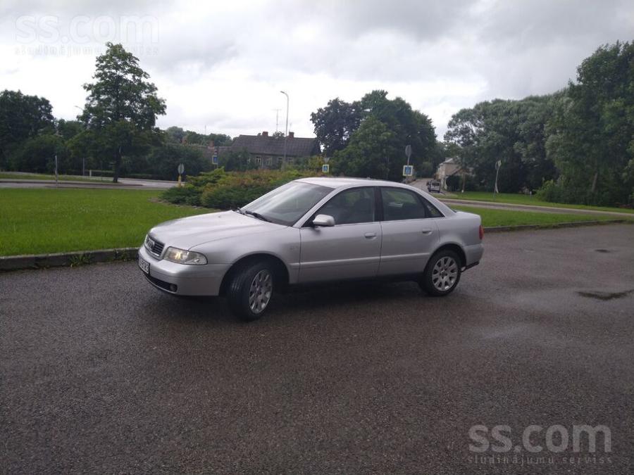 Pelēks Audi A4 1999 Saldus, ar dzinēja tilpumu 2.40 L un nobraukumu 147 tūkst. km par 3500 €, foto 1 vietnē AUTOMOTO.COM.LV