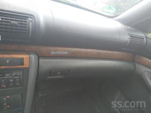 Pelēks Audi A4 1999 Saldus, ar dzinēja tilpumu 2.40 L un nobraukumu 147 tūkst. km par 3500 €, foto 6 vietnē AUTOMOTO.COM.LV