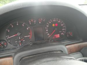 Pelēks Audi A4 1999 Saldus, ar dzinēja tilpumu 2.40 L un nobraukumu 147 tūkst. km par 3500 €, foto 8 vietnē AUTOMOTO.COM.LV