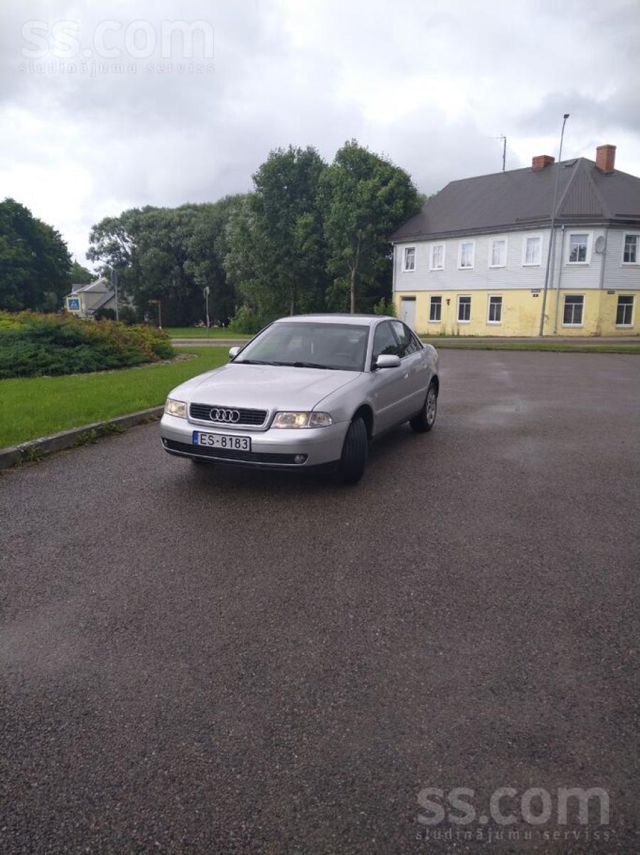 Pelēks Audi A4 1999 Saldus, ar dzinēja tilpumu 2.40 L un nobraukumu 147 tūkst. km par 3500 €, foto 11 vietnē AUTOMOTO.COM.LV