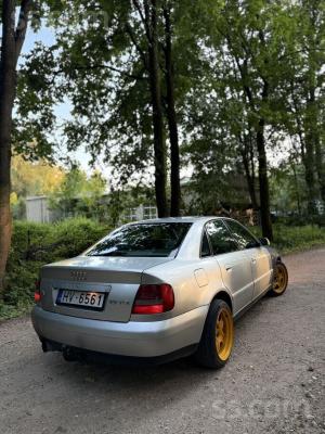 Pelēks Audi A4 1999 Jēkabpils, ar dzinēja tilpumu 1.90 L un nobraukumu 554 tūkst. km par 1800 €, foto 4 vietnē AUTOMOTO.COM.LV