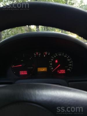 Pelēks Audi A4 1999 Jēkabpils, ar dzinēja tilpumu 1.90 L un nobraukumu 554 tūkst. km par 1800 €, foto 13 vietnē AUTOMOTO.COM.LV