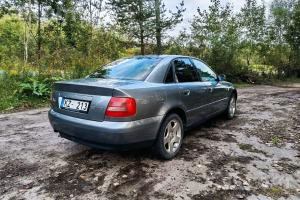 Grey Audi A4 1999 in Riga, with an engine capacity of 1.90 L and mileage of 371 thousand km for 1700 €, photo 3 on AUTOMOTO.COM.LV