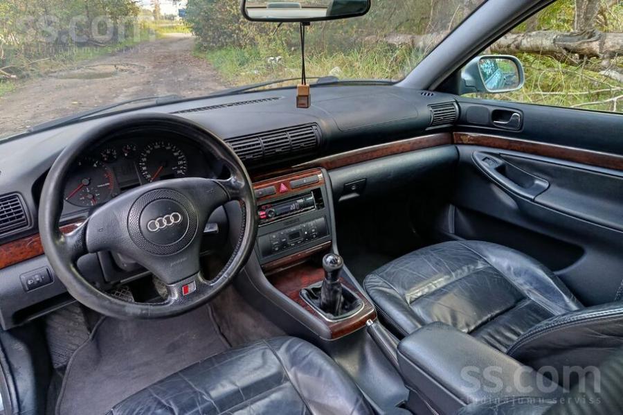 Grey Audi A4 1999 in Riga, with an engine capacity of 1.90 L and mileage of 371 thousand km for 1700 €, photo 4 on AUTOMOTO.COM.LV