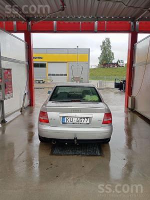 Pelēks Audi A4 2000 Jēkabpils, ar dzinēja tilpumu 1.80 L un nobraukumu 190 tūkst. km par 1700 €, foto 4 vietnē AUTOMOTO.COM.LV