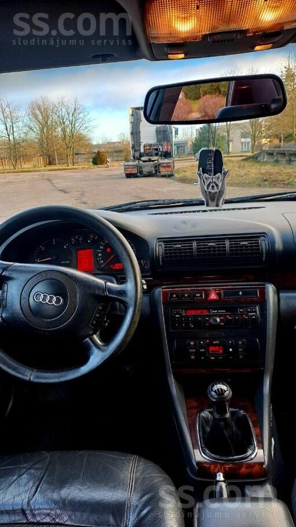 Pelēks Audi A4 2000 Liepāja, ar dzinēja tilpumu 1.90 L un nobraukumu 575 tūkst. km par 1100 €, foto 7 vietnē AUTOMOTO.COM.LV