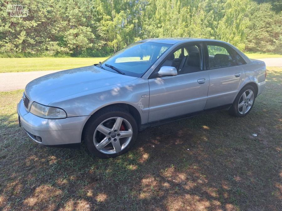 Pelēks Audi A4 2000 Zarasai, ar dzinēja tilpumu 1.80 L un nobraukumu 277 tūkst. km par 3650 €, foto 4 vietnē AUTOMOTO.COM.LV