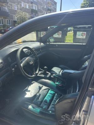 Grey Audi A4 2000 in Daugavpils, with an engine capacity of 1.90 L and mileage of 421 thousand km for 1300 €, photo 5 on AUTOMOTO.COM.LV