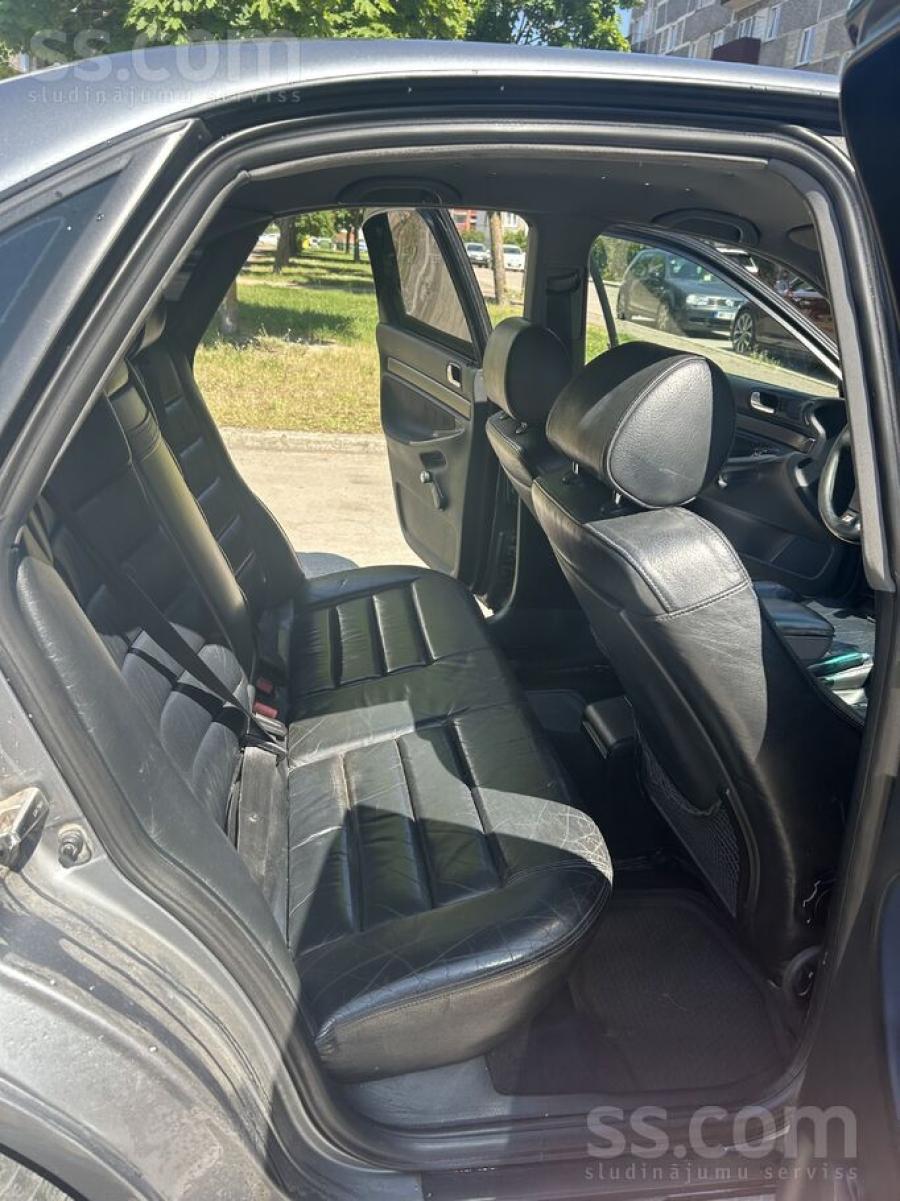 Grey Audi A4 2000 in Daugavpils, with an engine capacity of 1.90 L and mileage of 421 thousand km for 1300 €, photo 6 on AUTOMOTO.COM.LV