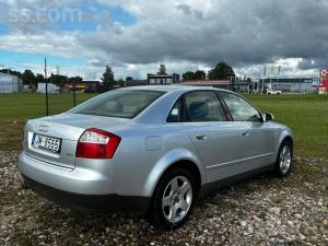 Pelēks Audi A4 2000 Saldus, ar dzinēja tilpumu 2.00 L un nobraukumu 200 tūkst. km par 1600 €, foto 3 vietnē AUTOMOTO.COM.LV