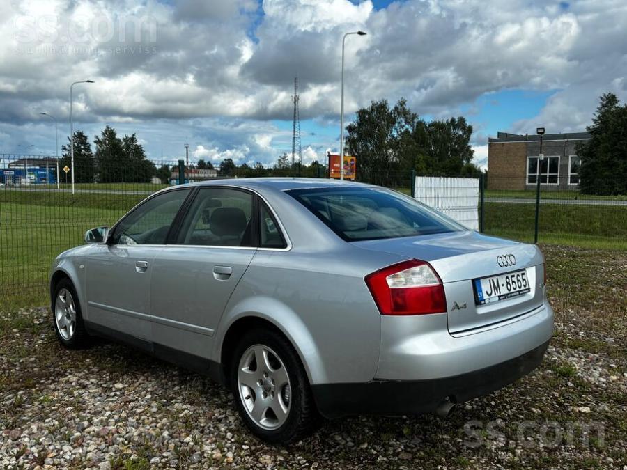 Pelēks Audi A4 2000 Saldus, ar dzinēja tilpumu 2.00 L un nobraukumu 200 tūkst. km par 1600 €, foto 5 vietnē AUTOMOTO.COM.LV