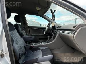 Pelēks Audi A4 2000 Saldus, ar dzinēja tilpumu 2.00 L un nobraukumu 200 tūkst. km par 1600 €, foto 11 vietnē AUTOMOTO.COM.LV