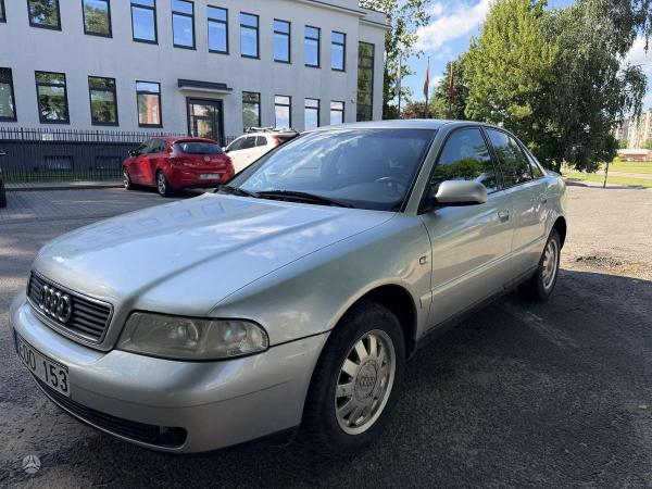Pelēks Audi A4 2000 Kauņa, ar dzinēja tilpumu 1.90 L un nobraukumu 280 tūkst. km par 1350 €, foto 1 vietnē AUTOMOTO.COM.LV