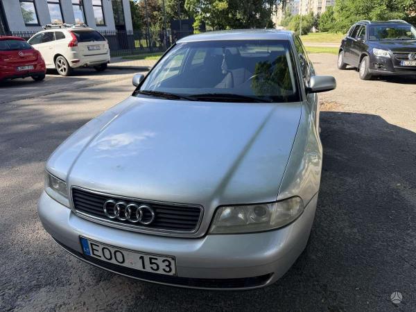 Pelēks Audi A4 2000 Kauņa, ar dzinēja tilpumu 1.90 L un nobraukumu 280 tūkst. km par 1350 €, foto 2 vietnē AUTOMOTO.COM.LV