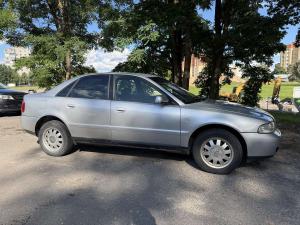 Pelēks Audi A4 2000 Kauņa, ar dzinēja tilpumu 1.90 L un nobraukumu 280 tūkst. km par 1350 €, foto 5 vietnē AUTOMOTO.COM.LV