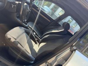 Pelēks Audi A4 2000 Kauņa, ar dzinēja tilpumu 1.90 L un nobraukumu 280 tūkst. km par 1350 €, foto 11 vietnē AUTOMOTO.COM.LV