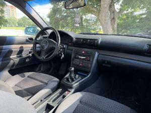 Pelēks Audi A4 2000 Kauņa, ar dzinēja tilpumu 1.90 L un nobraukumu 280 tūkst. km par 1350 €, foto 13 vietnē AUTOMOTO.COM.LV