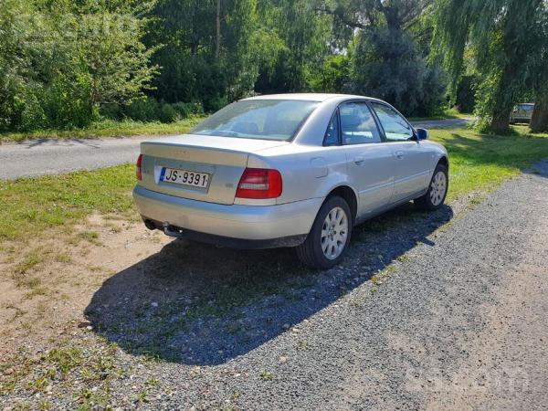 Grey Audi A4 2000 in Dobele, with an engine capacity of 1.60 L and mileage of 262 thousand km for 650 €, photo 1 on AUTOMOTO.COM.LV