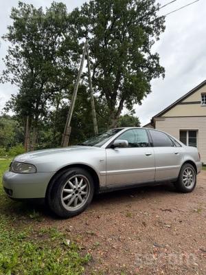 Pelēks Audi A4 2000 Rīga, ar dzinēja tilpumu 1.80 L un nobraukumu 400 tūkst. km par 1000 €, foto 3 vietnē AUTOMOTO.COM.LV