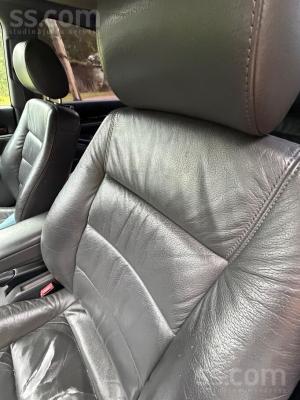 Pelēks Audi A4 2000 Rīga, ar dzinēja tilpumu 1.80 L un nobraukumu 400 tūkst. km par 1000 €, foto 6 vietnē AUTOMOTO.COM.LV