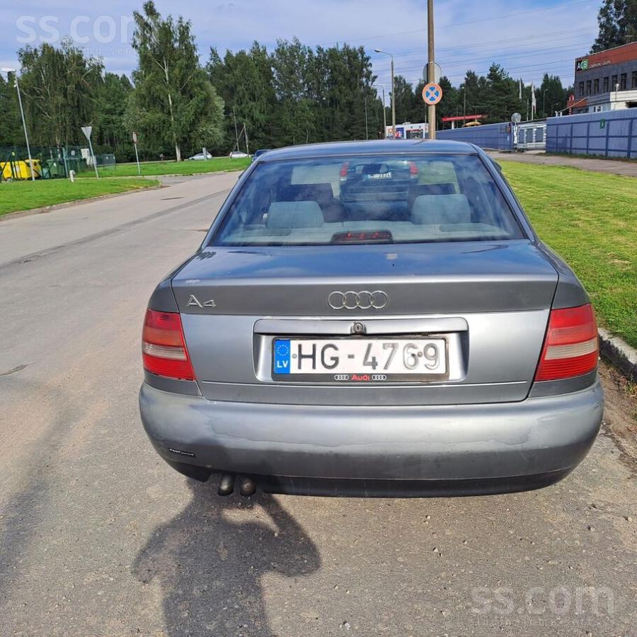 Pelēks Audi A4 2000 Rīga, ar dzinēja tilpumu 1.90 L un nobraukumu 400 tūkst. km par 1200 €, foto 6 vietnē AUTOMOTO.COM.LV