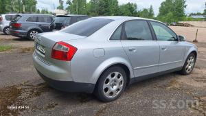 Pelēks Audi A4 2000 Daugavpils, ar dzinēja tilpumu 2.00 L un nobraukumu 234 tūkst. km par 1500 €, foto 5 vietnē AUTOMOTO.COM.LV