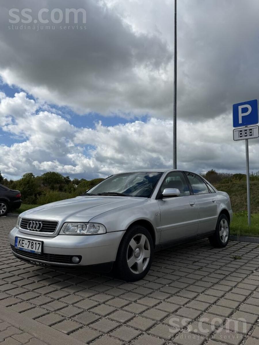 Grey Audi A4 2000 in Daugavpils, with an engine capacity of 1.60 L and mileage of 258 thousand km for 1200 €, photo 4 on AUTOMOTO.COM.LV