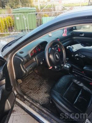 Pelēks Audi A4 2000 Jēkabpils, ar dzinēja tilpumu 1.80 L un nobraukumu 283 tūkst. km par 1400 €, foto 4 vietnē AUTOMOTO.COM.LV