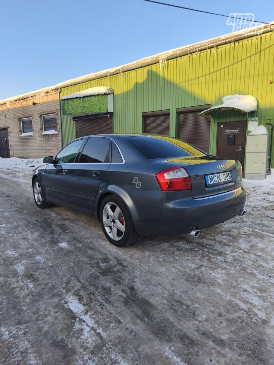 Grey Audi A4 2001 in Klaipeda, with an engine capacity of 2.50 L and mileage of 307 thousand km for 2000 €, photo 5 on AUTOMOTO.COM.LV