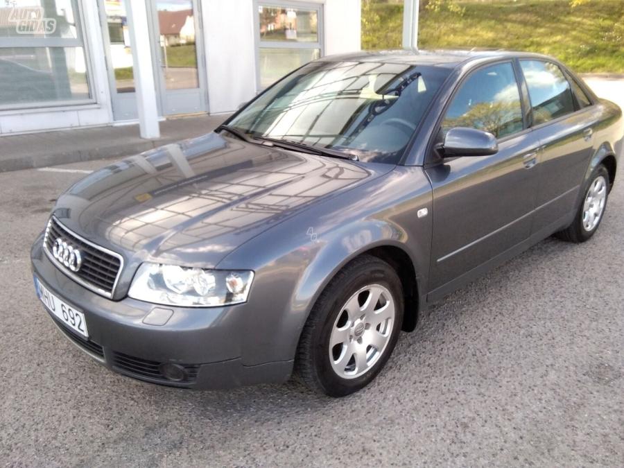 Grey Audi A4 2001 in Jonava, with an engine capacity of 2.00 L and mileage of 136 thousand km for 1700 €, photo 4 on AUTOMOTO.COM.LV