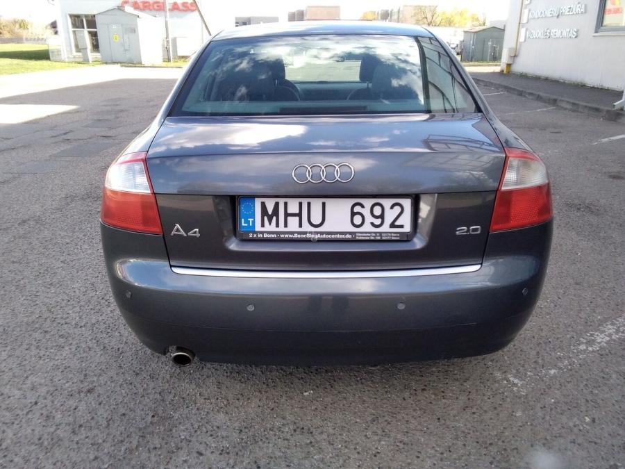 Grey Audi A4 2001 in Jonava, with an engine capacity of 2.00 L and mileage of 136 thousand km for 1700 €, photo 7 on AUTOMOTO.COM.LV