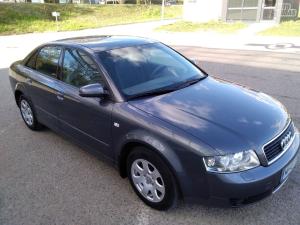 Grey Audi A4 2001 in Jonava, with an engine capacity of 2.00 L and mileage of 136 thousand km for 1700 €, photo 10 on AUTOMOTO.COM.LV