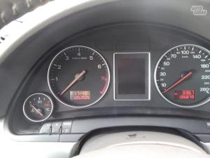 Grey Audi A4 2001 in Jonava, with an engine capacity of 2.00 L and mileage of 136 thousand km for 1700 €, photo 11 on AUTOMOTO.COM.LV